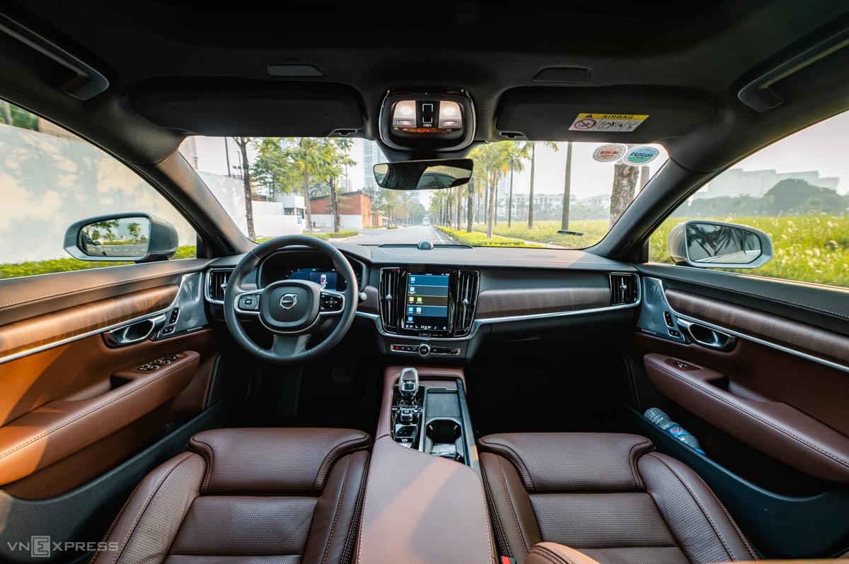 Volvo S90 Ultimate 2023 - Giá xe Volvo S90